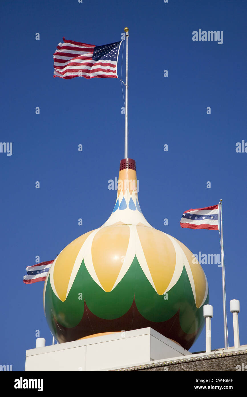 Main Street view of Corn Palace with US Flag displayed, Mitchell, South ...