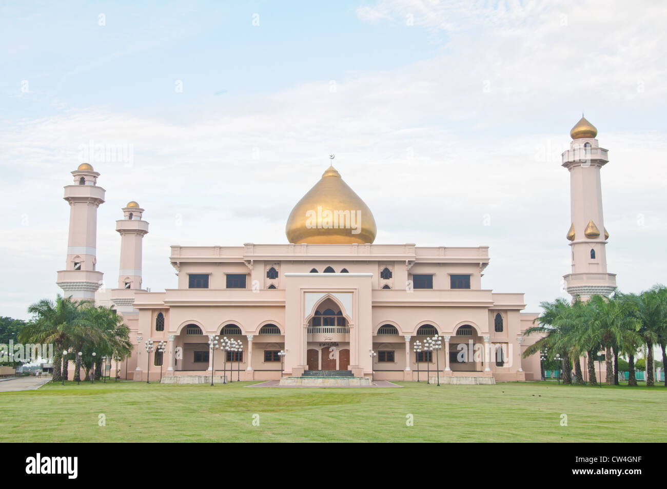 Great mosque for the religion of islam at Lumlukga ,Thailand Stock ...