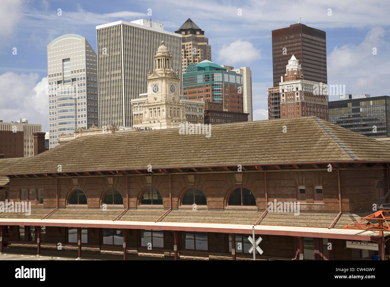 Old Railroad Station framing view of Des Moines skyline, capital of ...
