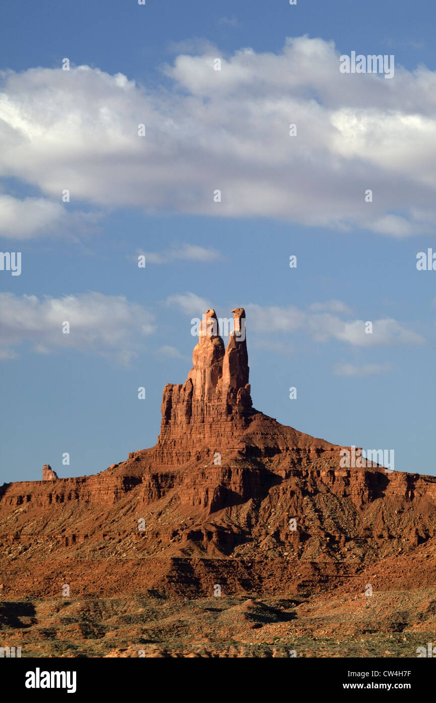 Red buttes and colorful spires of Monument Valley Navajo Tribal Park ...