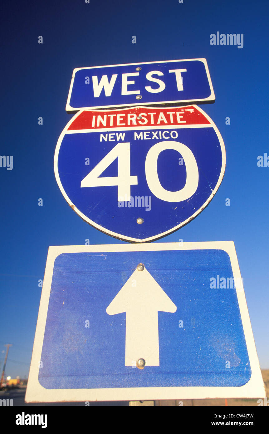 West interstate 40 sign hi-res stock photography and images - Alamy