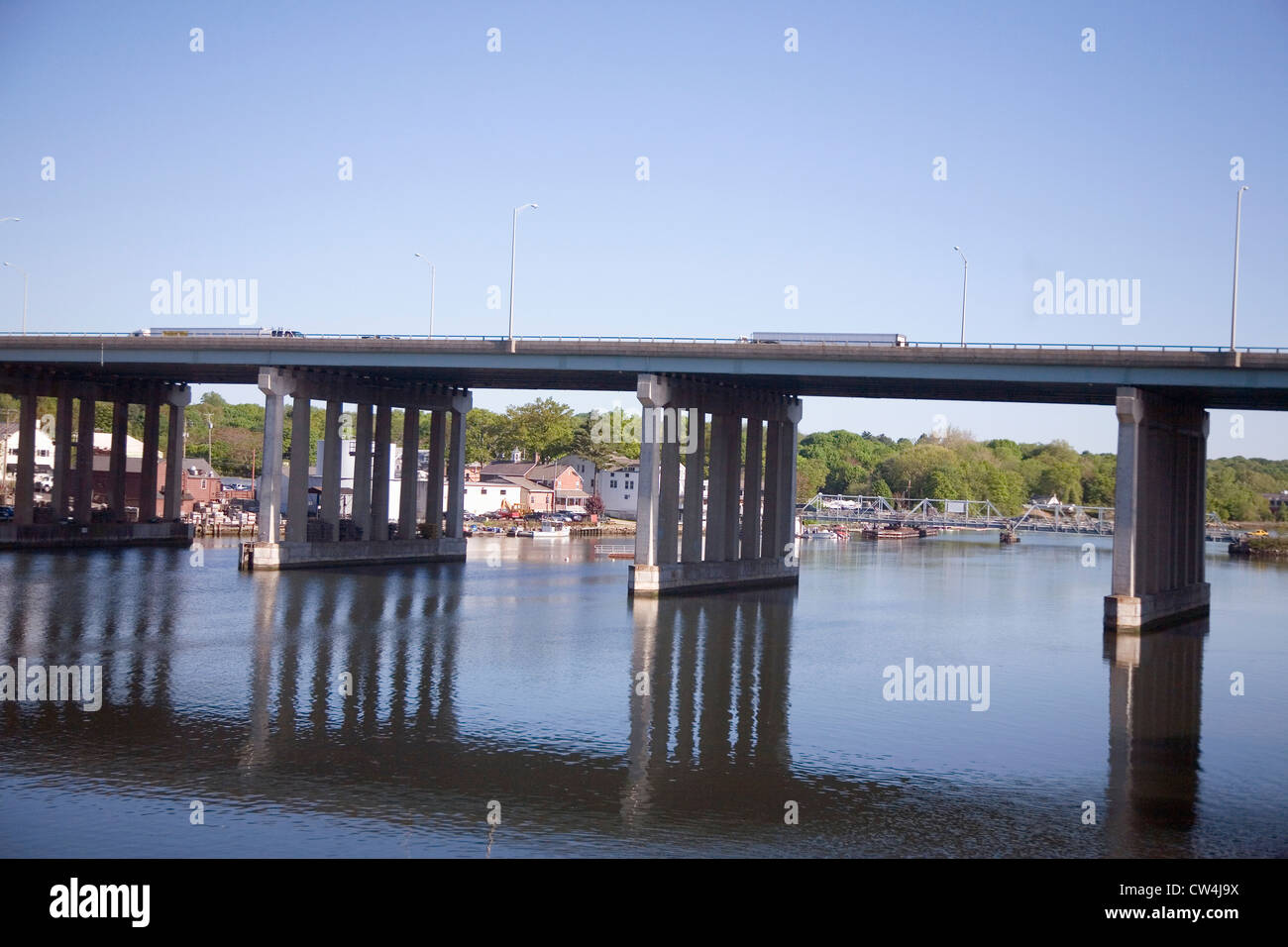 Highway bridge along Amtrak route in Connecticut Stock Photo - Alamy