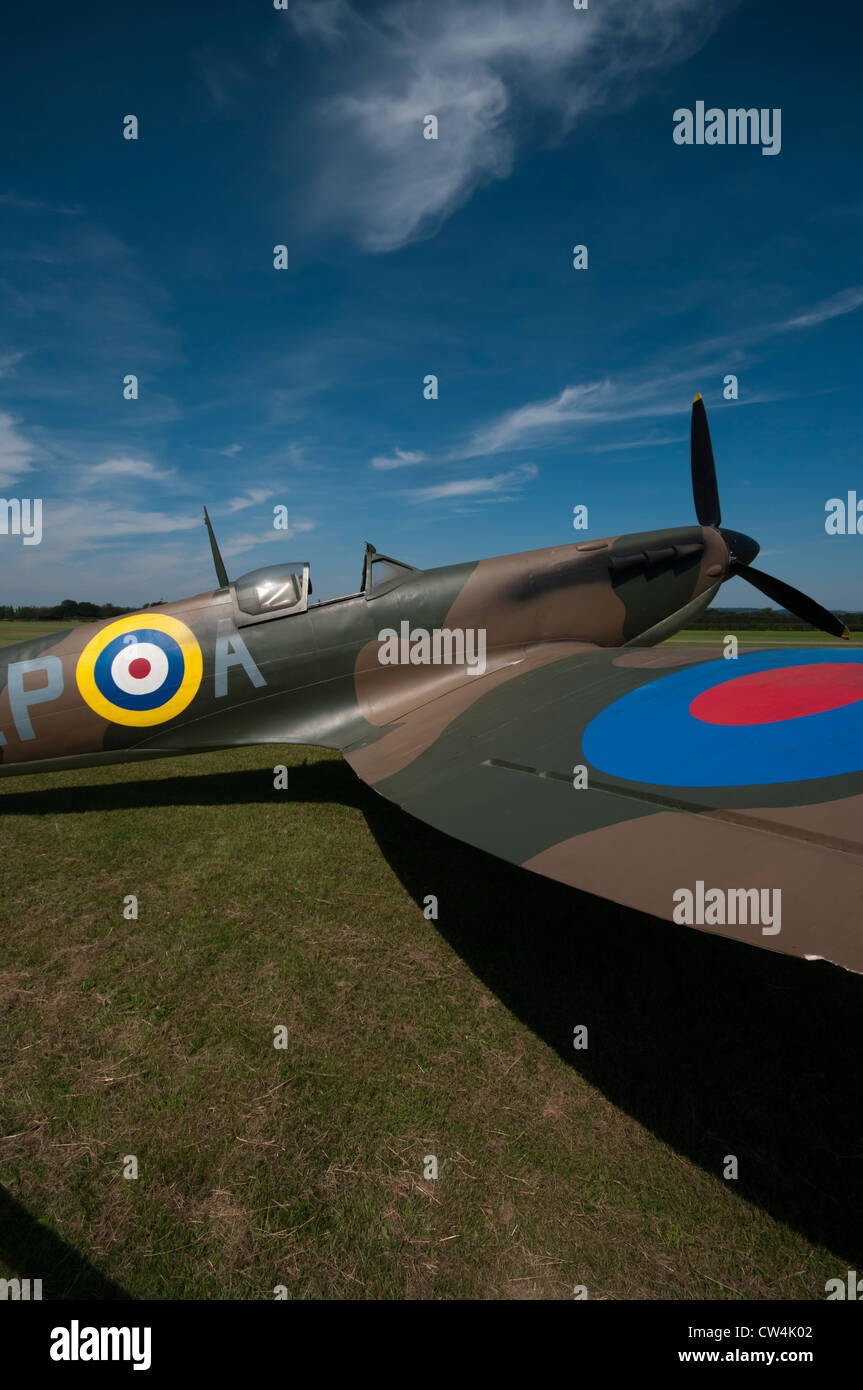 P7370 ZPA Supermarine Spitfire Stock Photo - Alamy