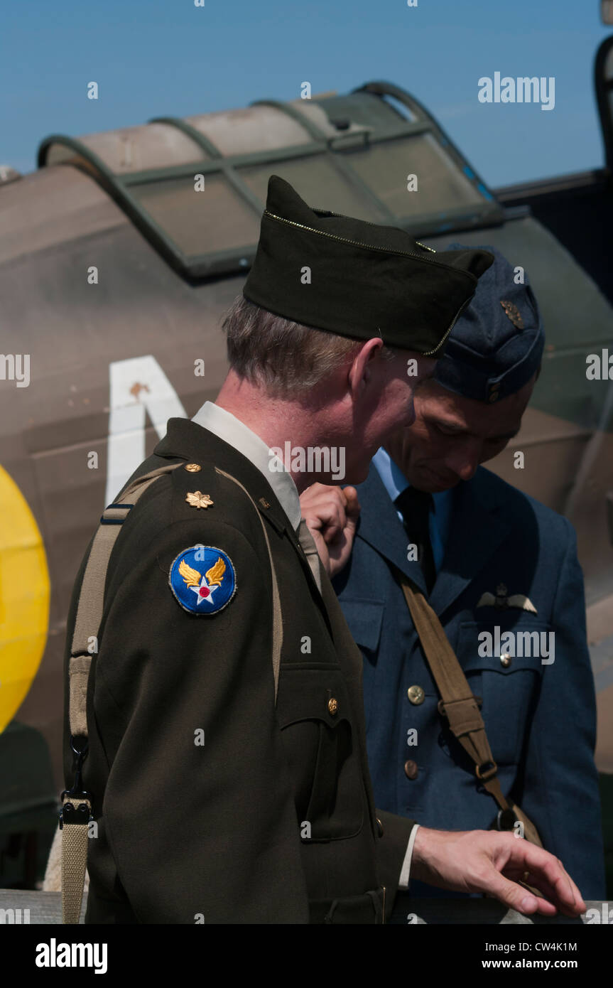 Airforce uniform hi-res stock photography and images - Alamy