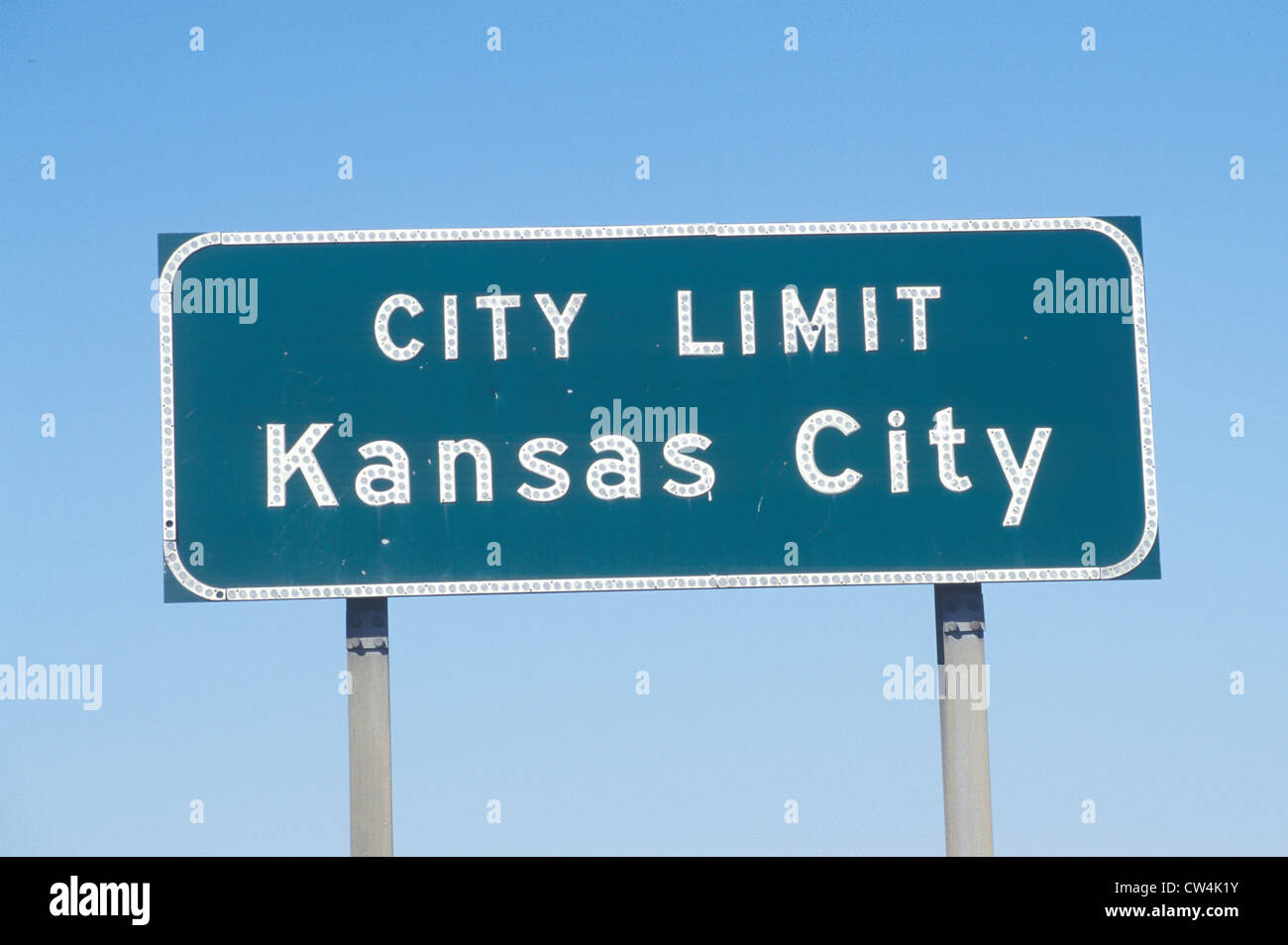 Kansas city city limit sign hi-res stock photography and images - Alamy
