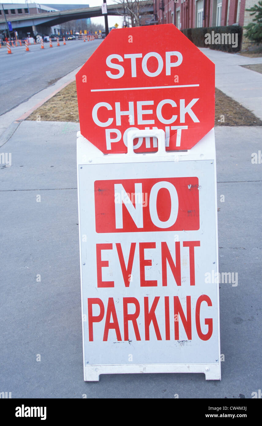 A sign that reads ?No event parking Stock Photo - Alamy