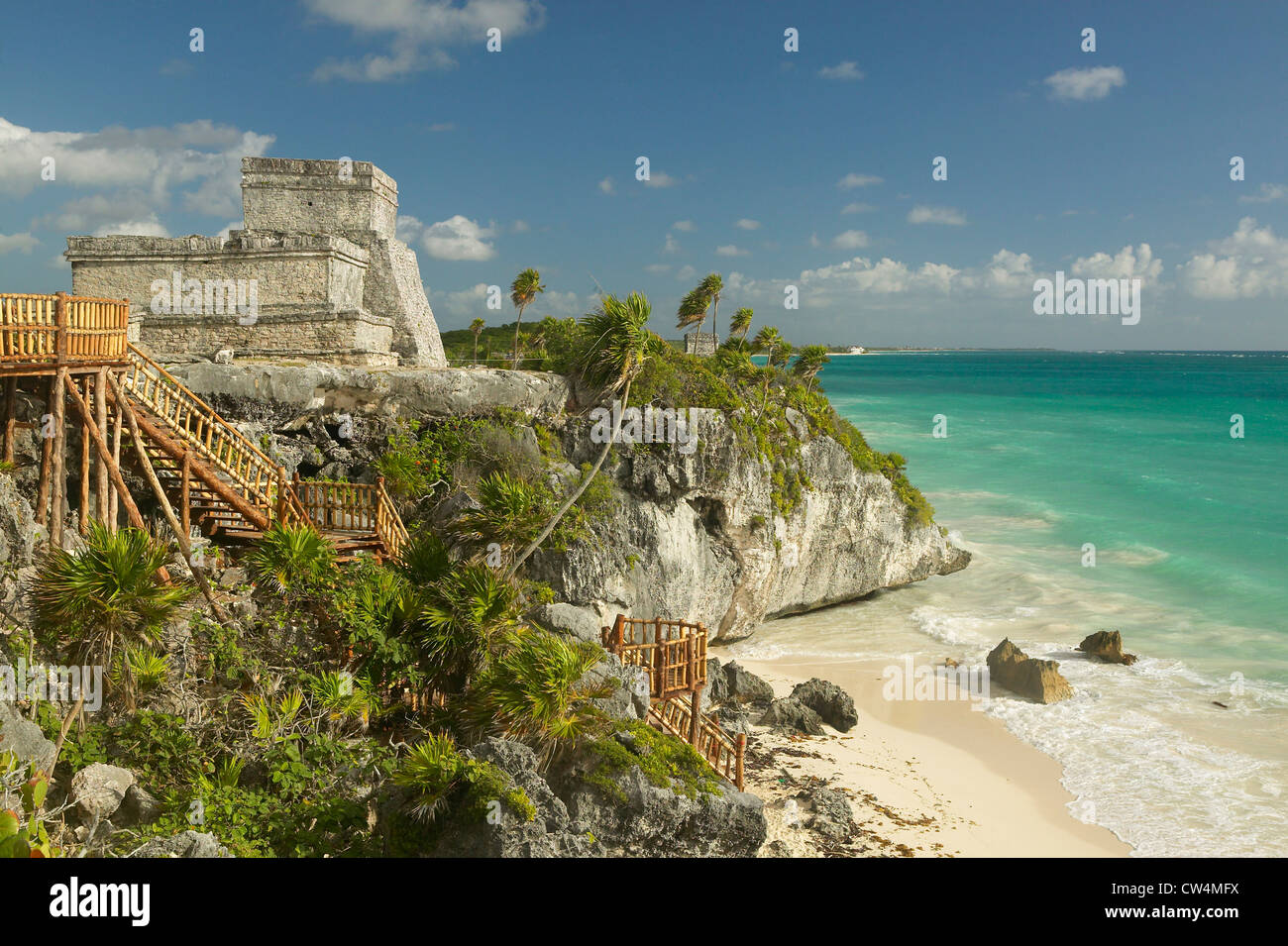 El Castillo is pictured in Mayan ruins of Ruinas de Tulum (Tulum Ruins ...