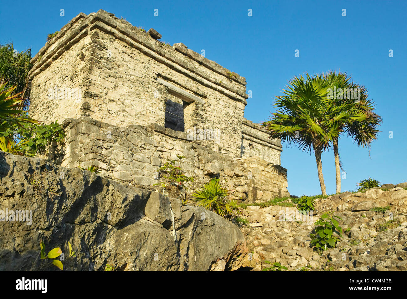 Templo del Dios del Viento Mayan ruins of Ruinas de Tulum (Tulum Ruins ...