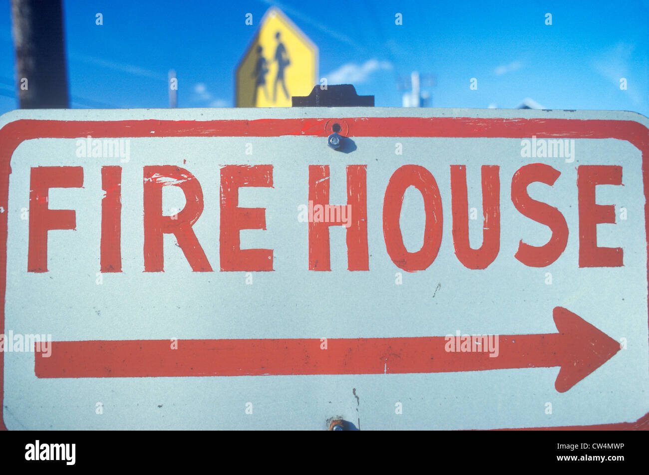 Sign firehouse hi-res stock photography and images - Alamy