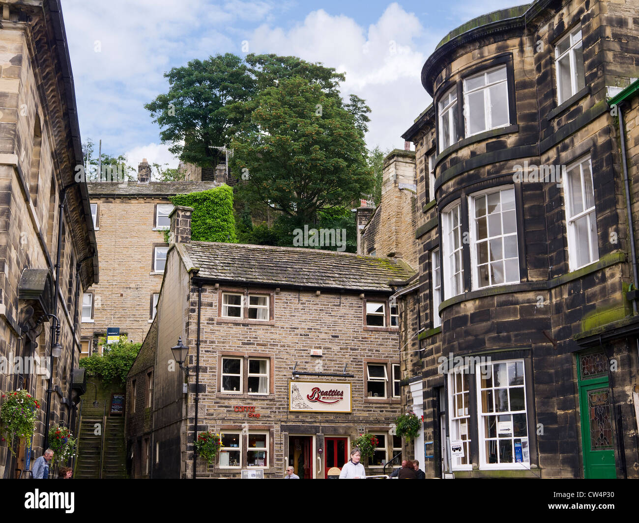 Holmfirth, the Last of the Summer Wine Country in West Yorkshire ...