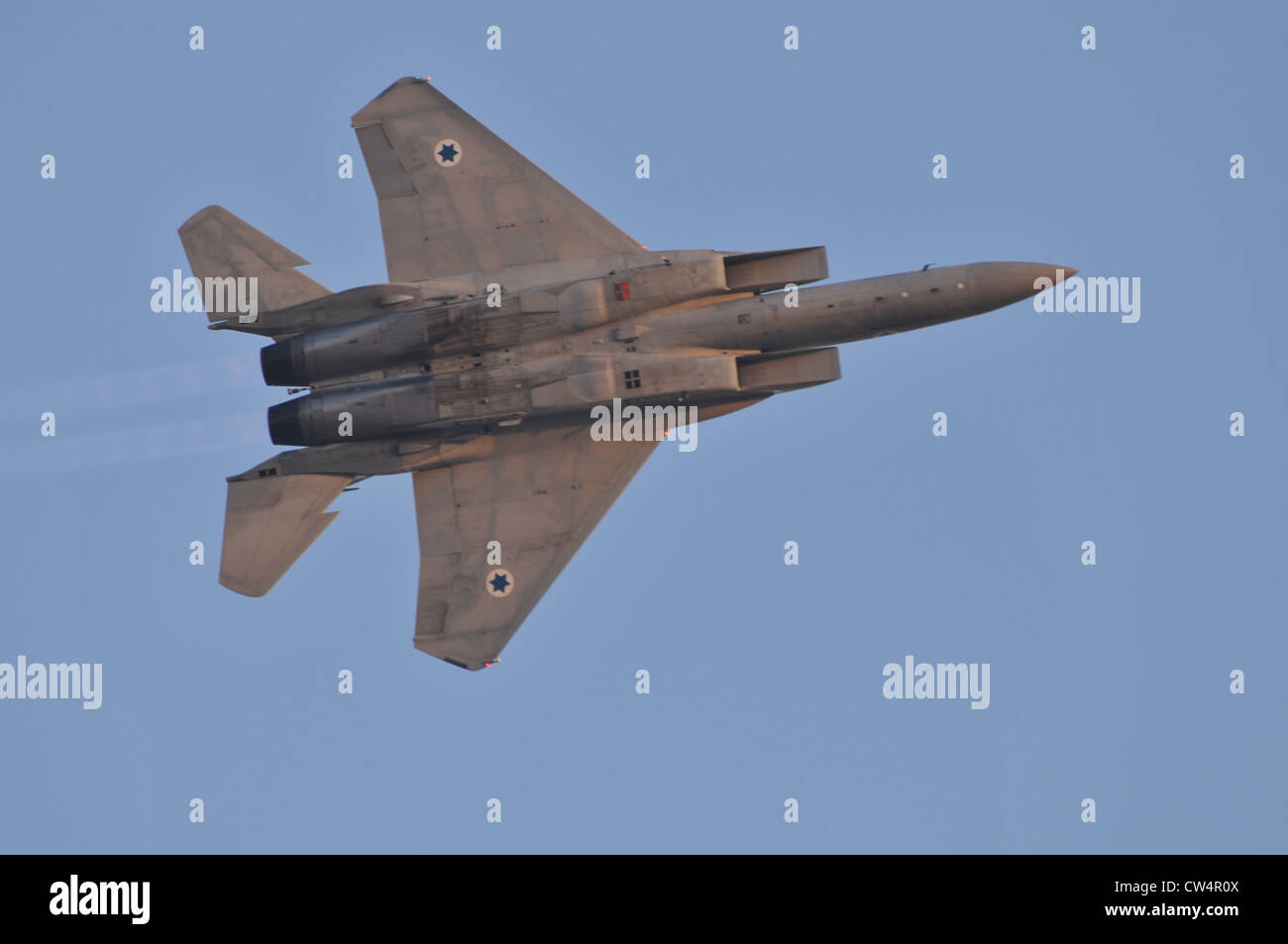 Israeli Air force F-15I Fighter jet in flight Stock Photo - Alamy