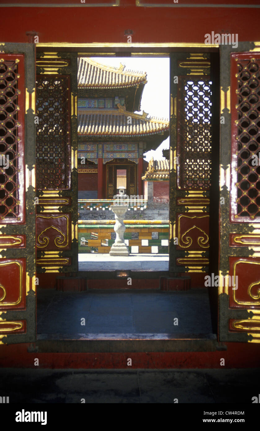 Forbidden city temple interior hi-res stock photography and images - Alamy