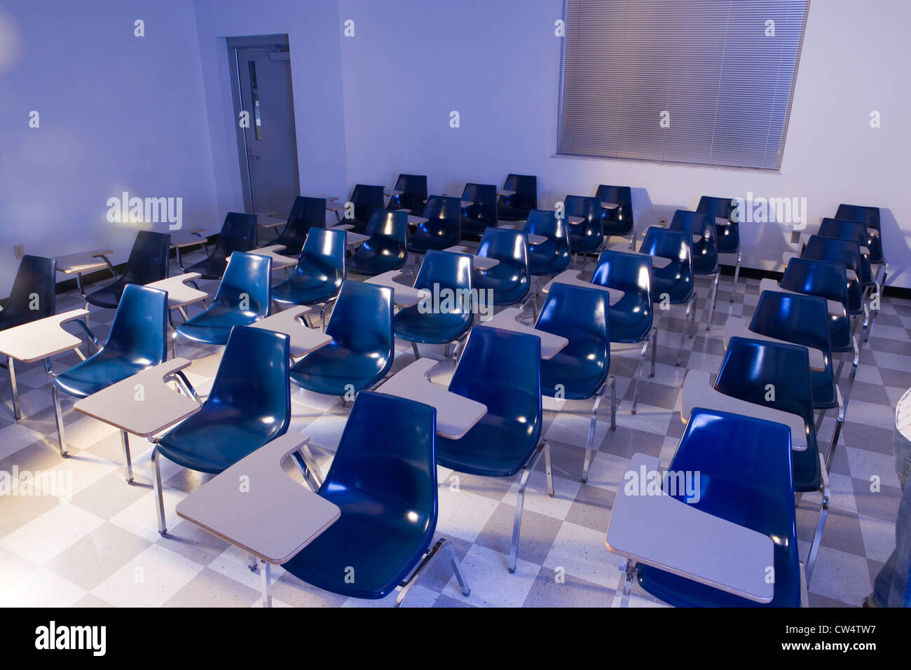 Chairs in empty classroom Stock Photo - Alamy