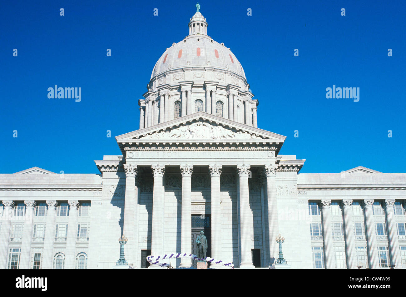 Missouri state capitol exterior hi-res stock photography and images - Alamy