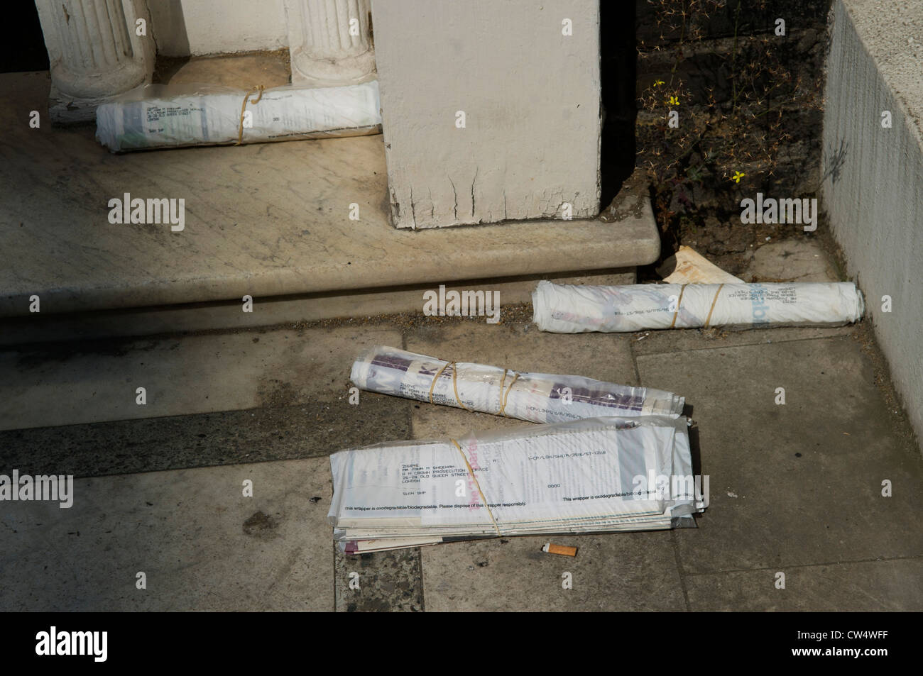 Unopened mail hi-res stock photography and images - Alamy