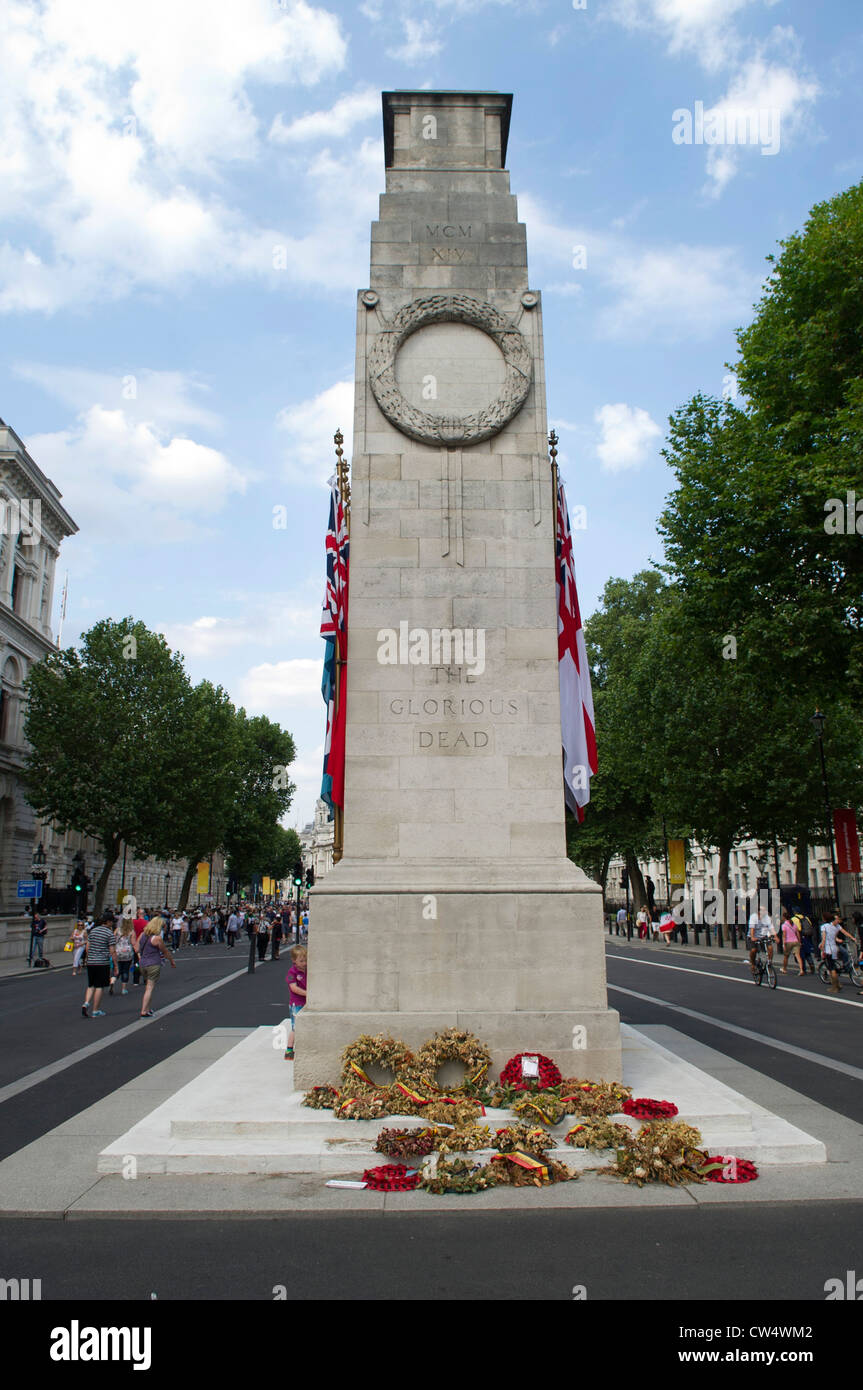 Temporary wood and plaster cenotaph in the same location hi-res stock ...