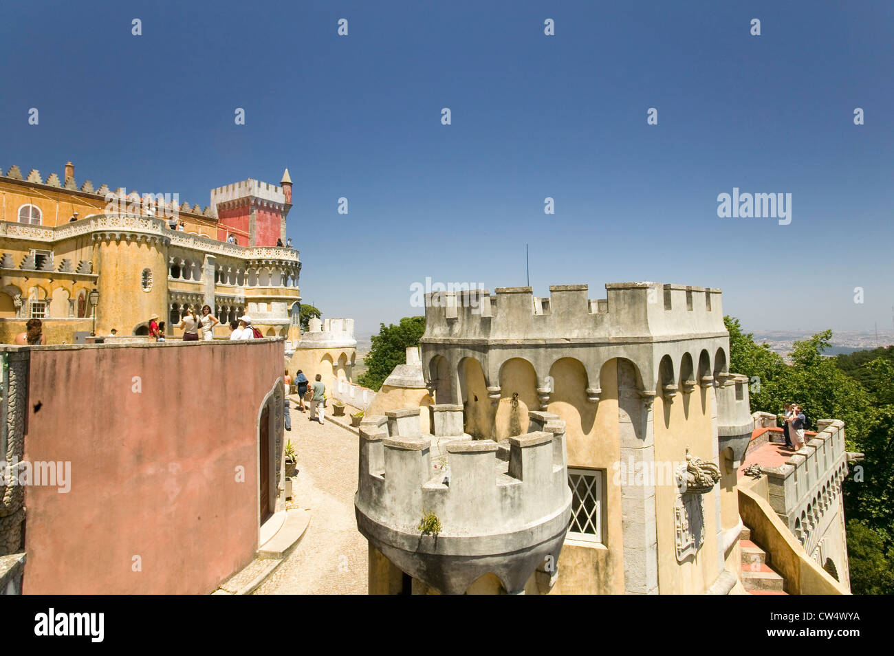Palacio nacional da pena palace de hi-res stock photography and images ...