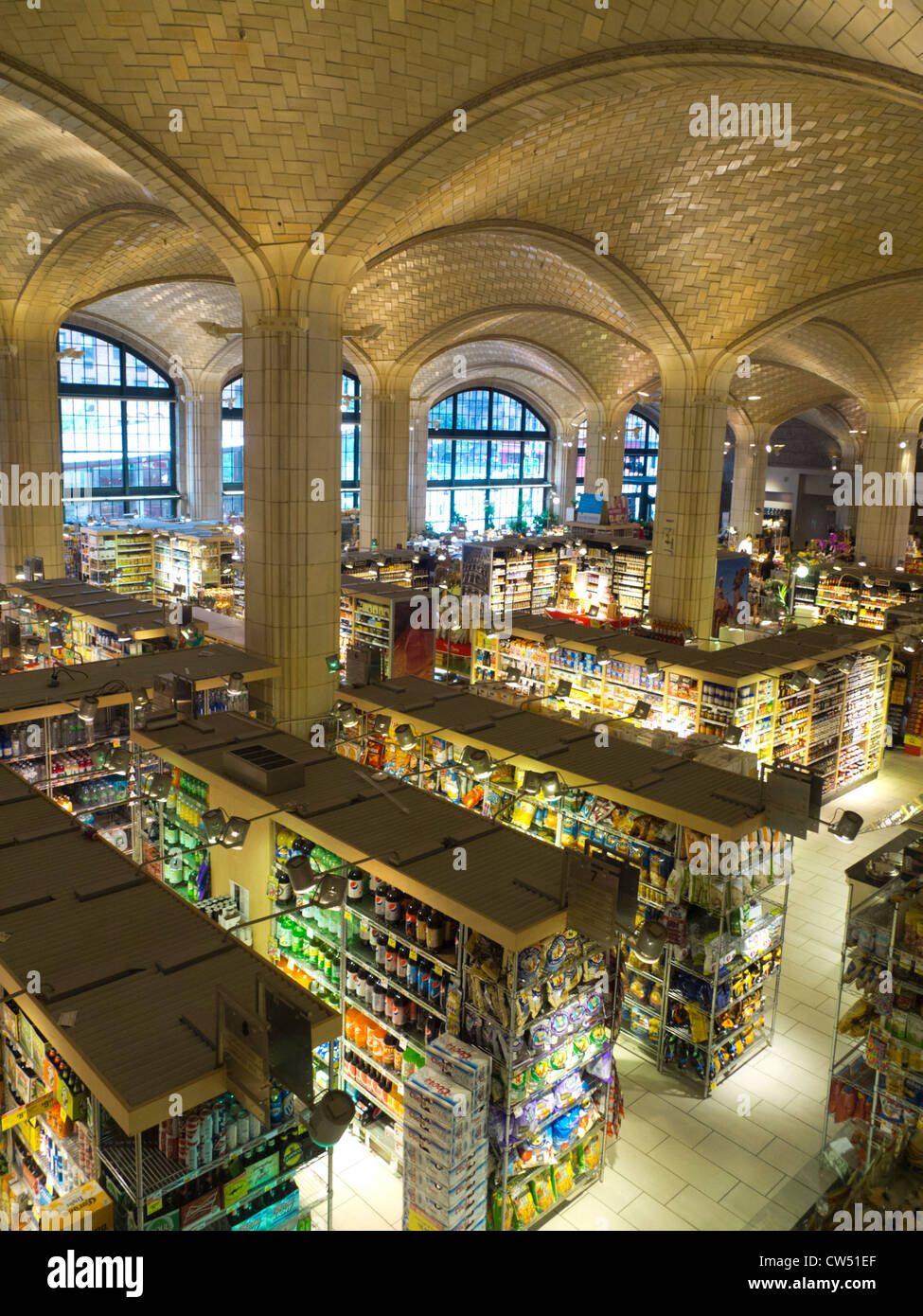 New bridge market hi-res stock photography and images - Alamy