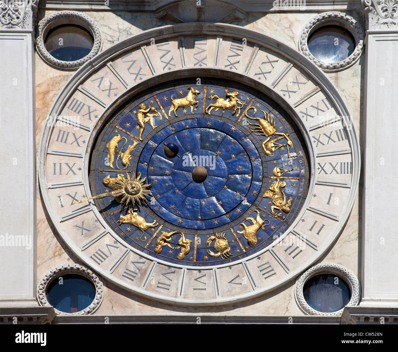 Marks clock hi-res stock photography and images - Alamy
