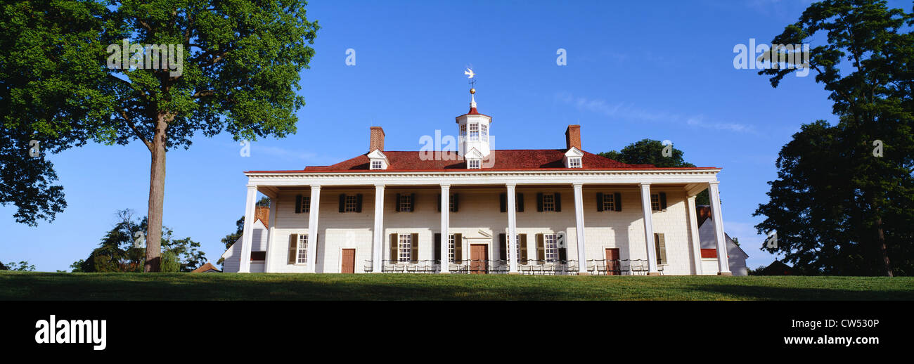 George Washington's home at Mount Vernon, Virginia Stock Photo - Alamy