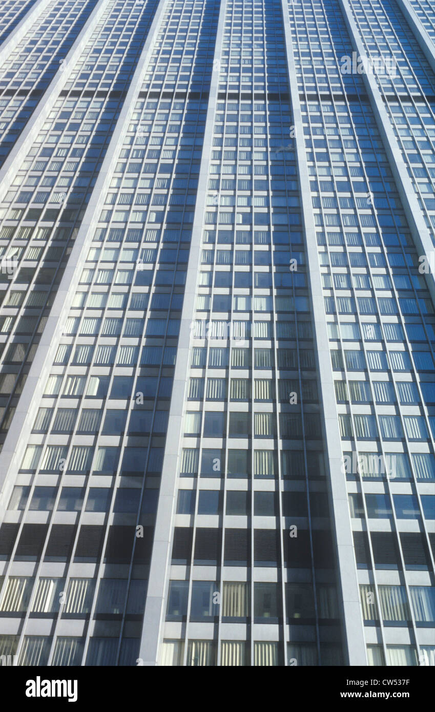Exterior window patterns viewed from street level, Wall Street, NY ...