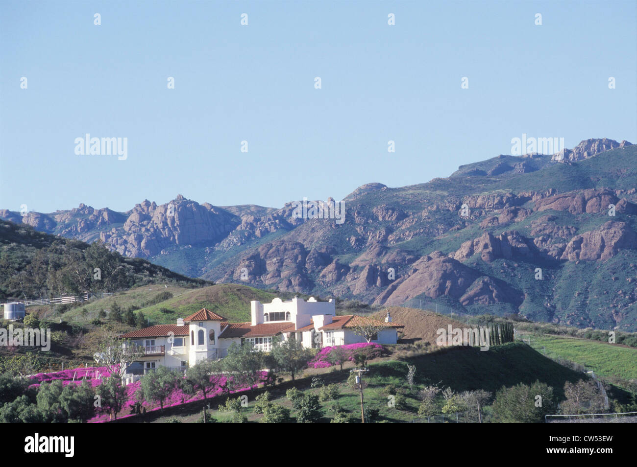 Malibu hills house view hi-res stock photography and images - Alamy