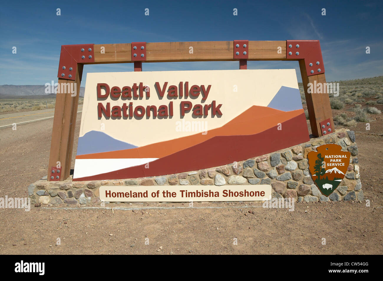 A sign announcing arrival at Death Valley National Park, CA Stock Photo ...