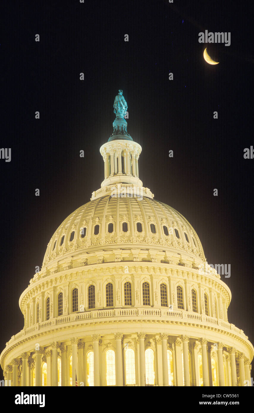 United States Capitol Building Dome with Crescent Moon, Washington, D.C ...