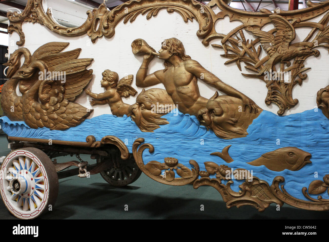 An old circus wagon at the Circus World Museum Stock Photo - Alamy