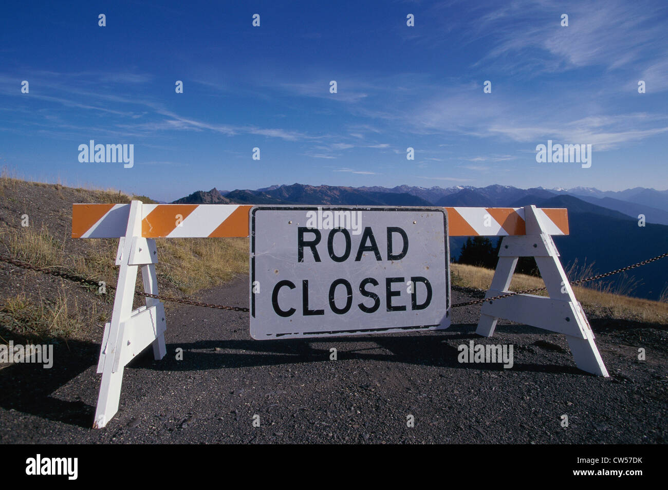 Road closed sign Stock Photo - Alamy