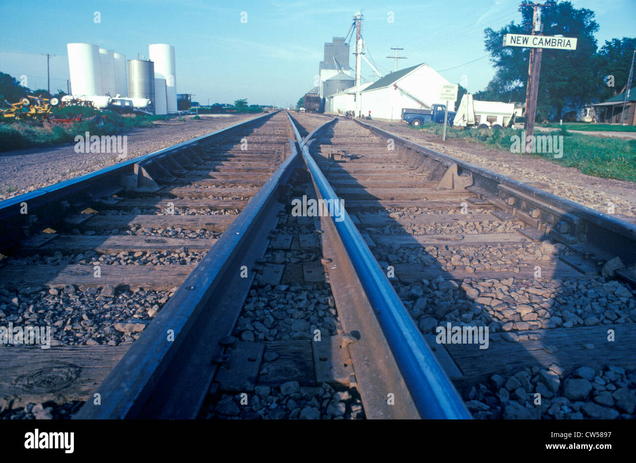 Railroad tracks in New Cambria, Kansas Stock Photo - Alamy