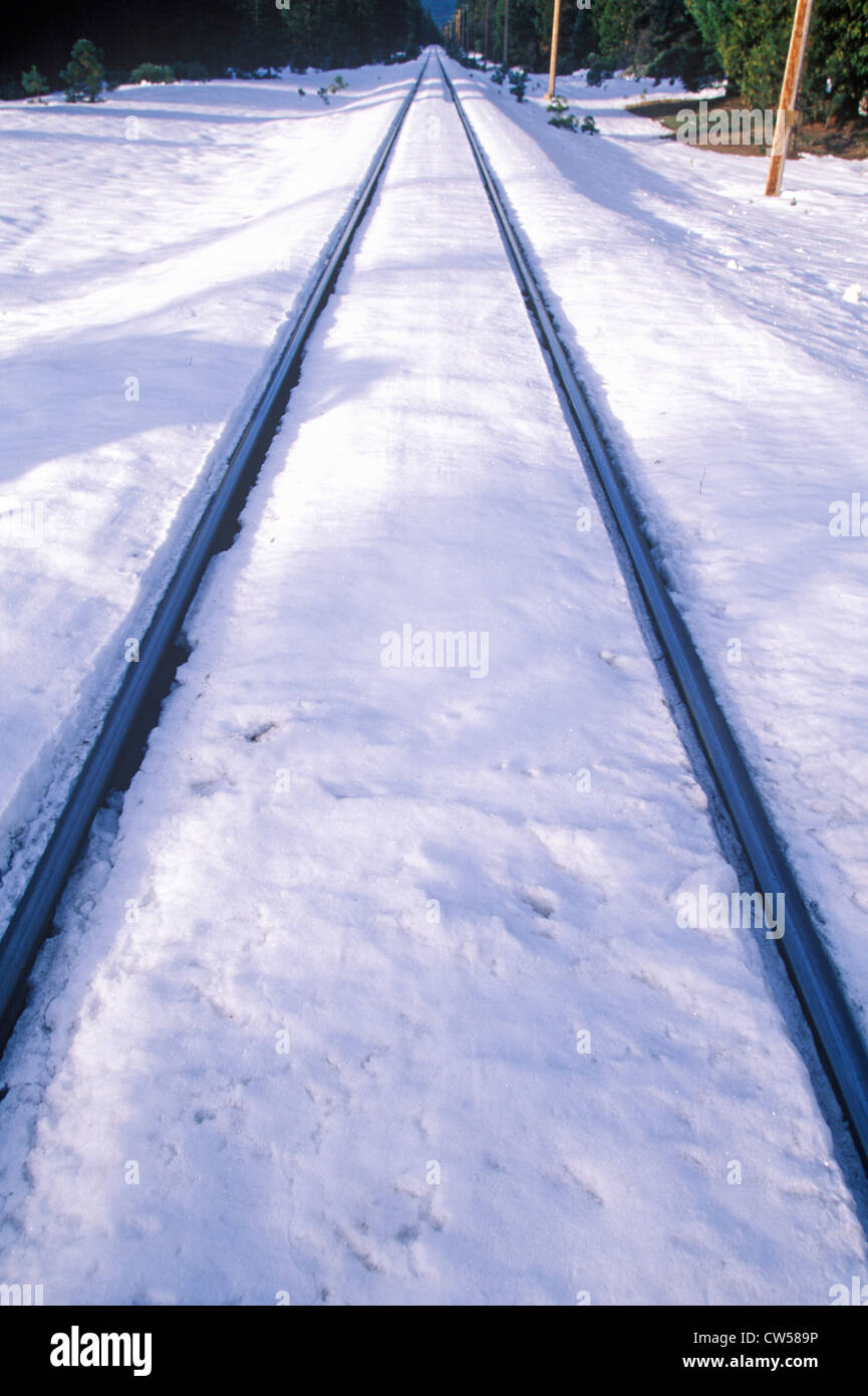 Railroad mount hi-res stock photography and images - Alamy