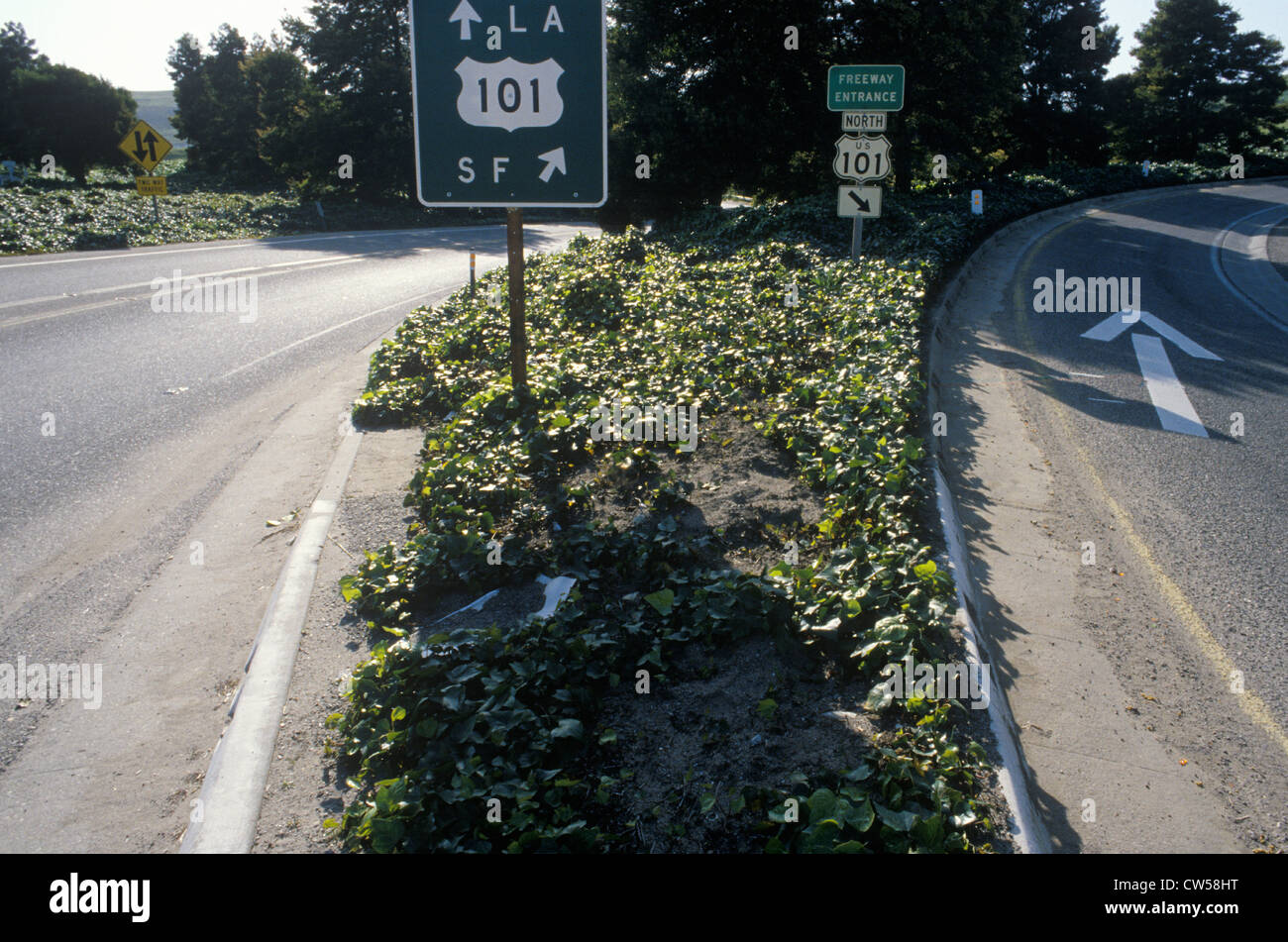 101 freeway sign hi-res stock photography and images - Alamy