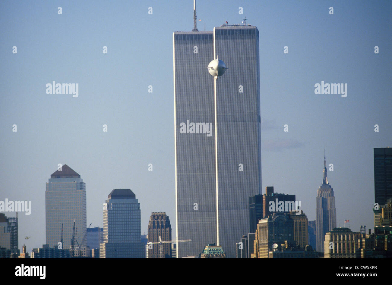 A blimp flying over Manhattan, New York Stock Photo - Alamy