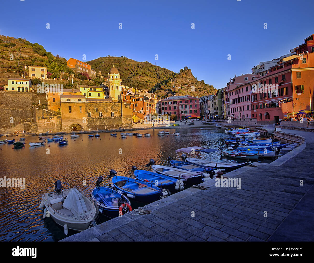 sunset in Vernazza fishing village, Cinque Terre, Italy Stock Photo - Alamy