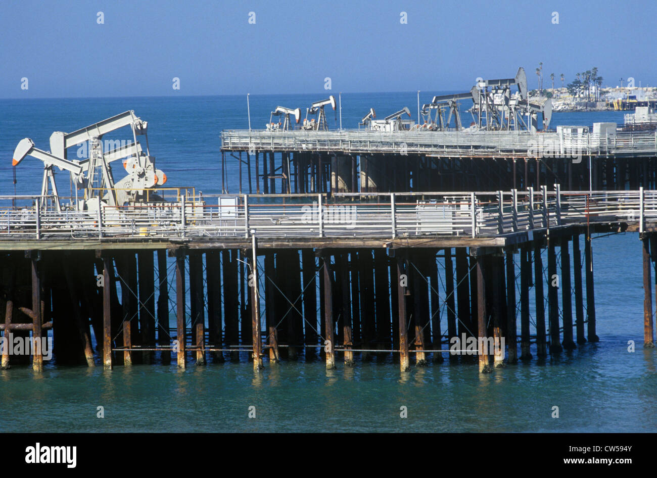 Offshore oil drilling near Santa Barbara, CA Stock Photo - Alamy