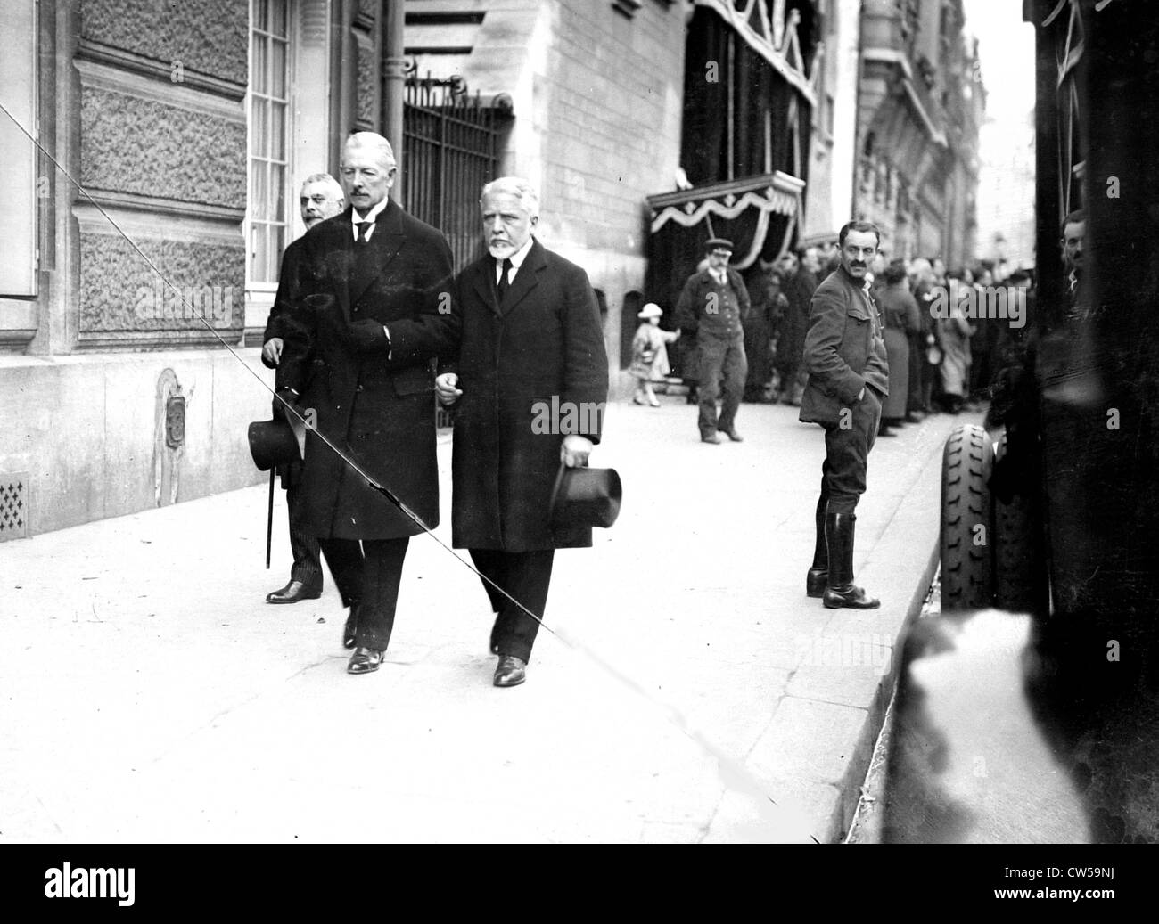Funeral of Sarah Bernhardt, Maurice Bernhardt Stock Photo - Alamy