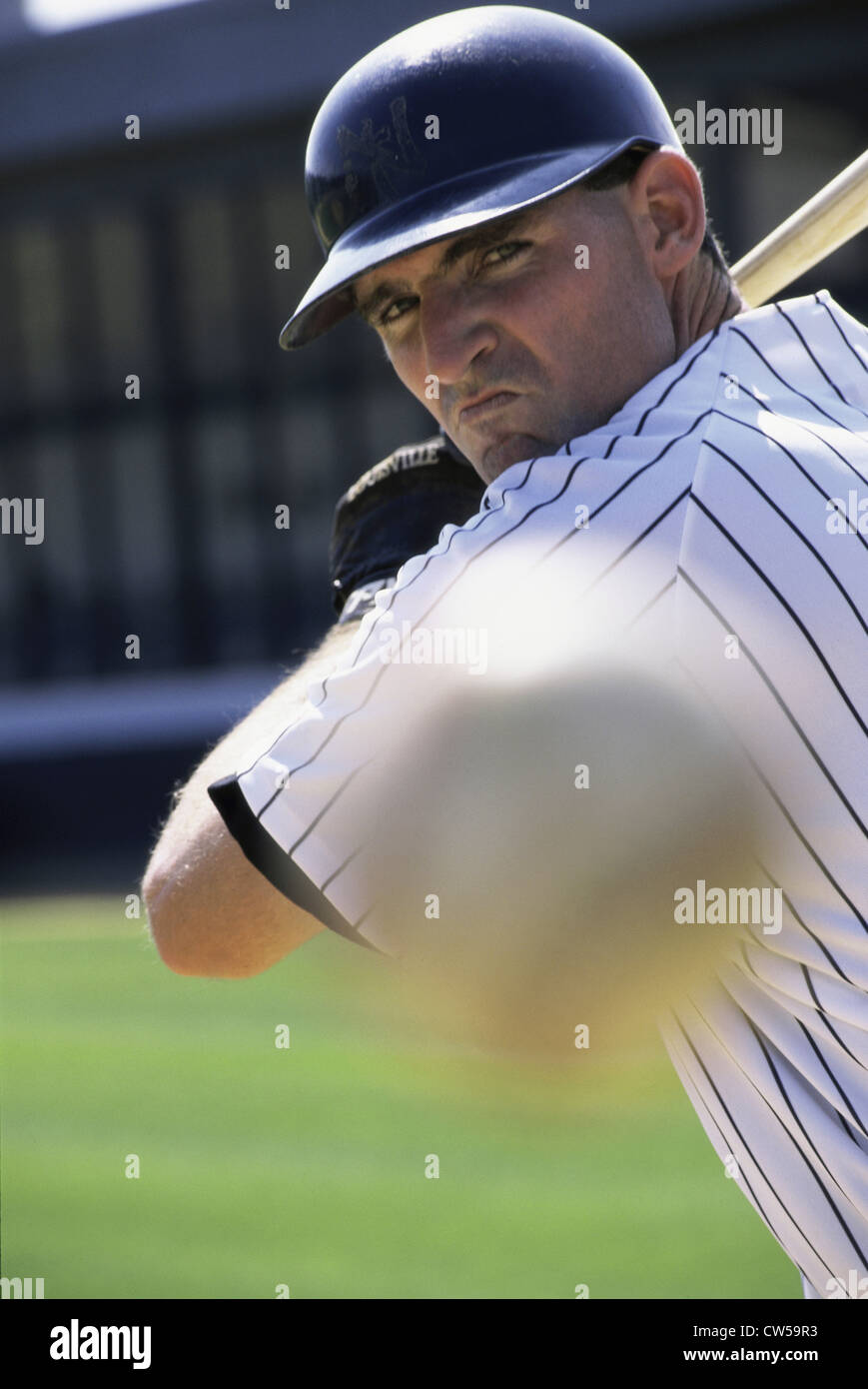 Baseball batter side view hi-res stock photography and images - Alamy