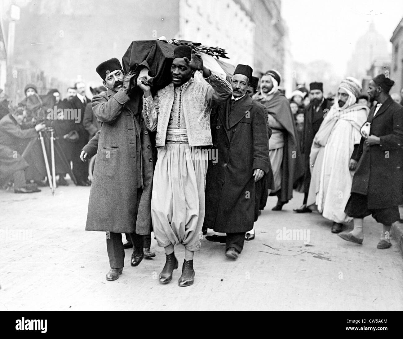 Funeral of Si Mohamed ben Allal, Algerian infantryman in the French ...