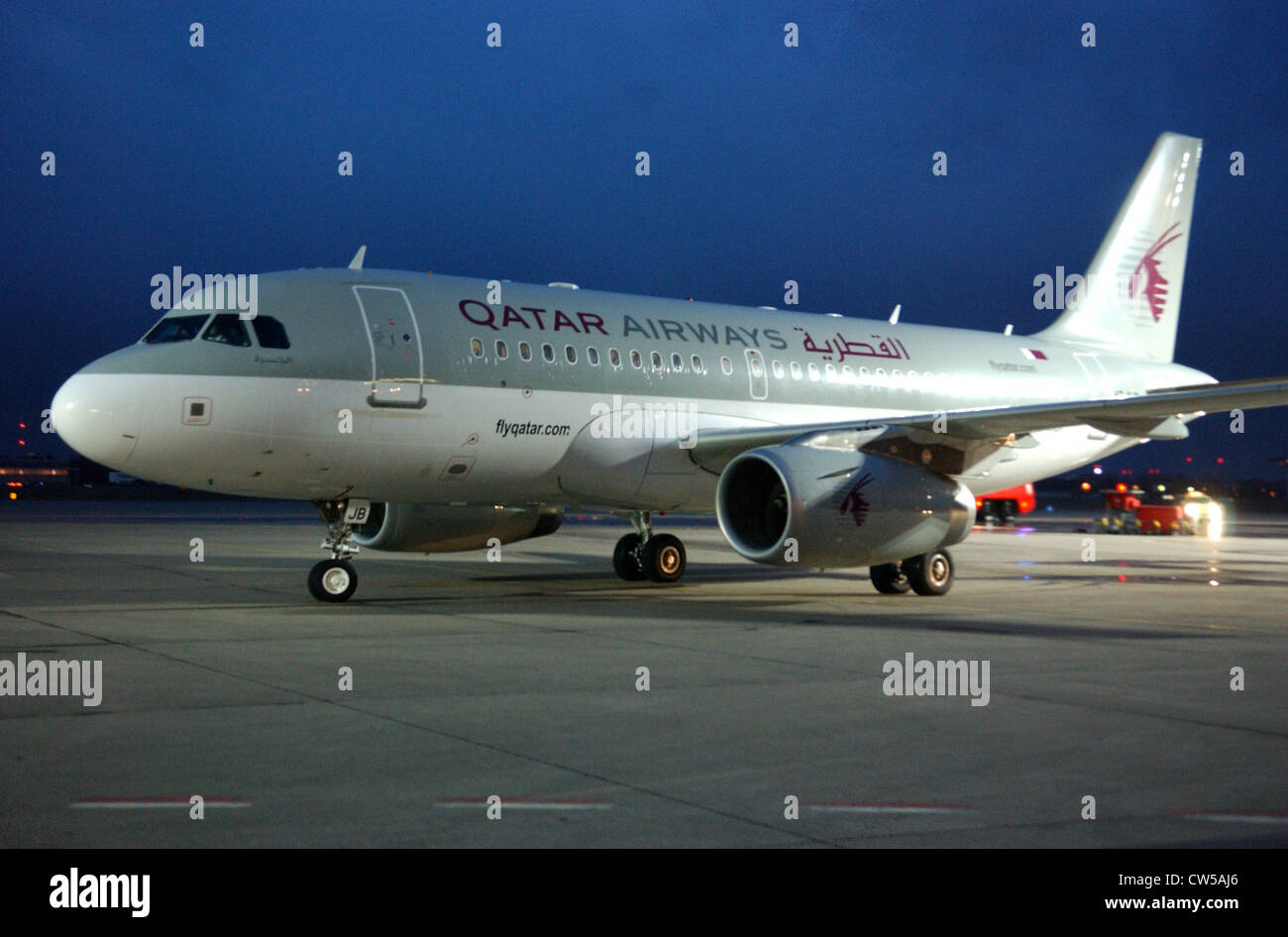First flight qatar airways hi-res stock photography and images - Alamy