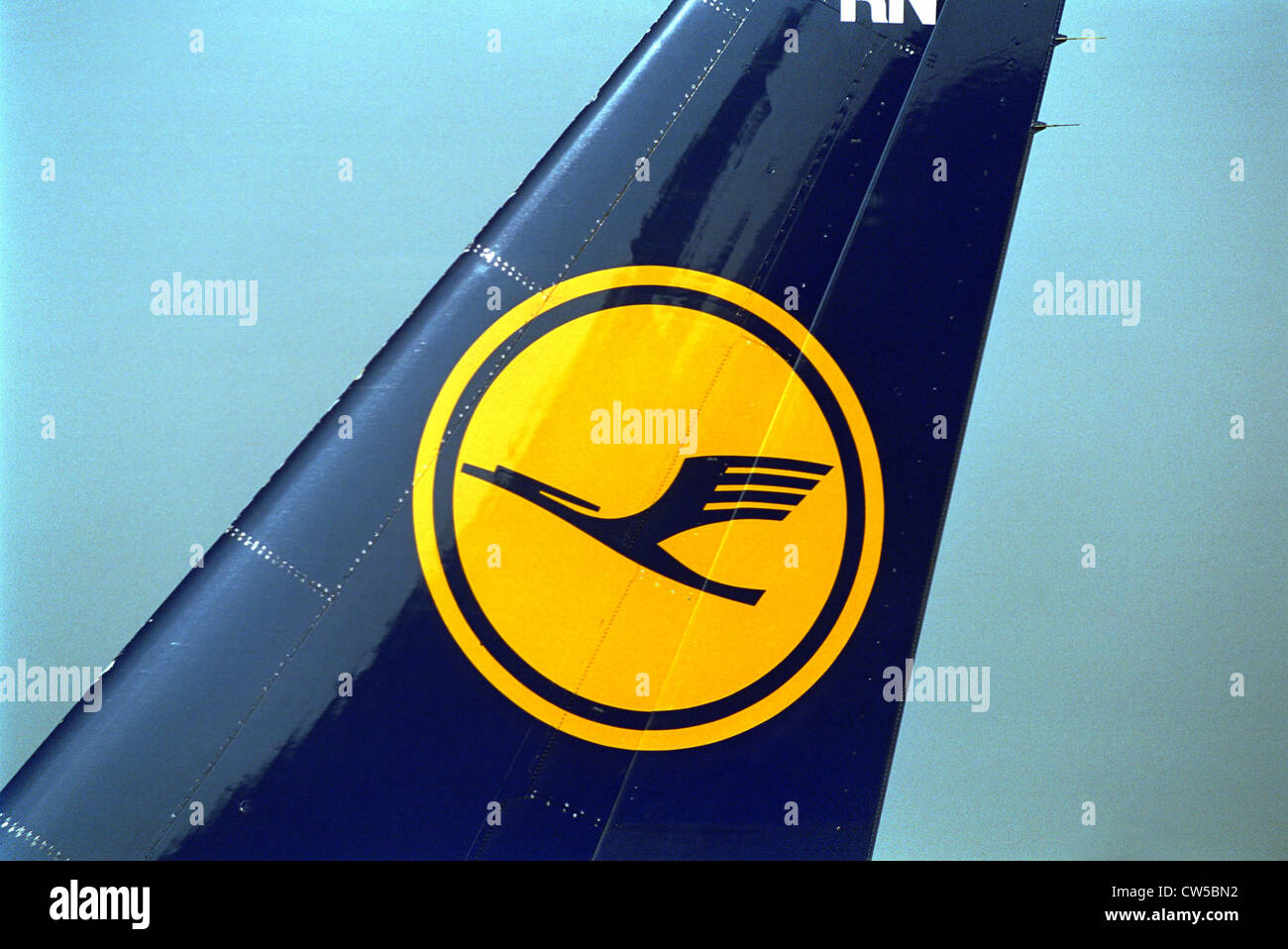Aircraft Tail Fin Stock Photos & Aircraft Tail Fin Stock Images - Alamy