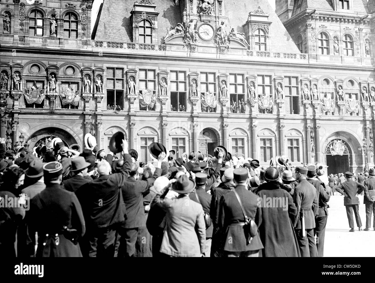 20th aviation plane lindbergh hi-res stock photography and images - Alamy