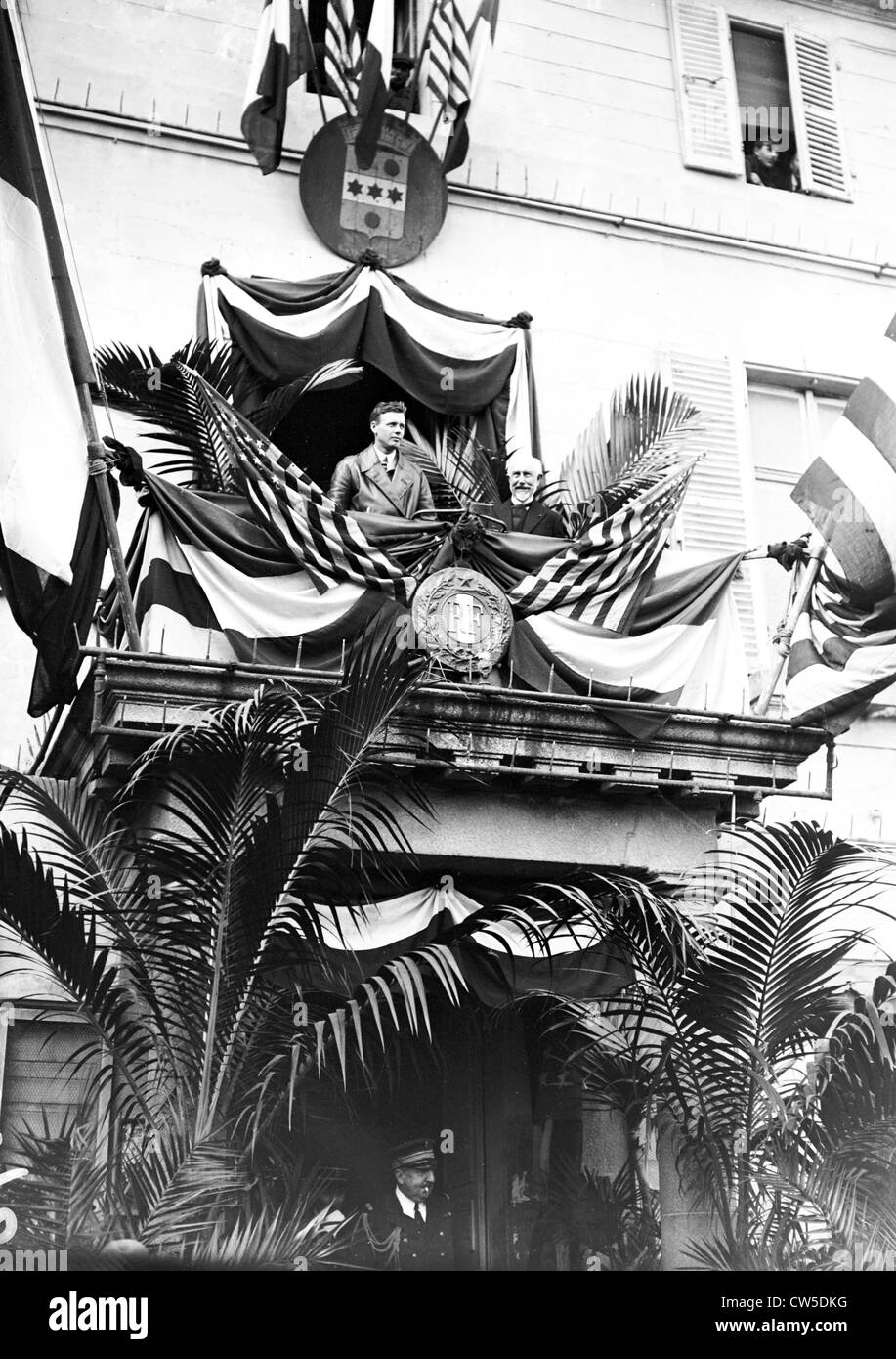 Charles Lindbergh. Atlantic crossing. Lindbergh cheered by the crowd ...