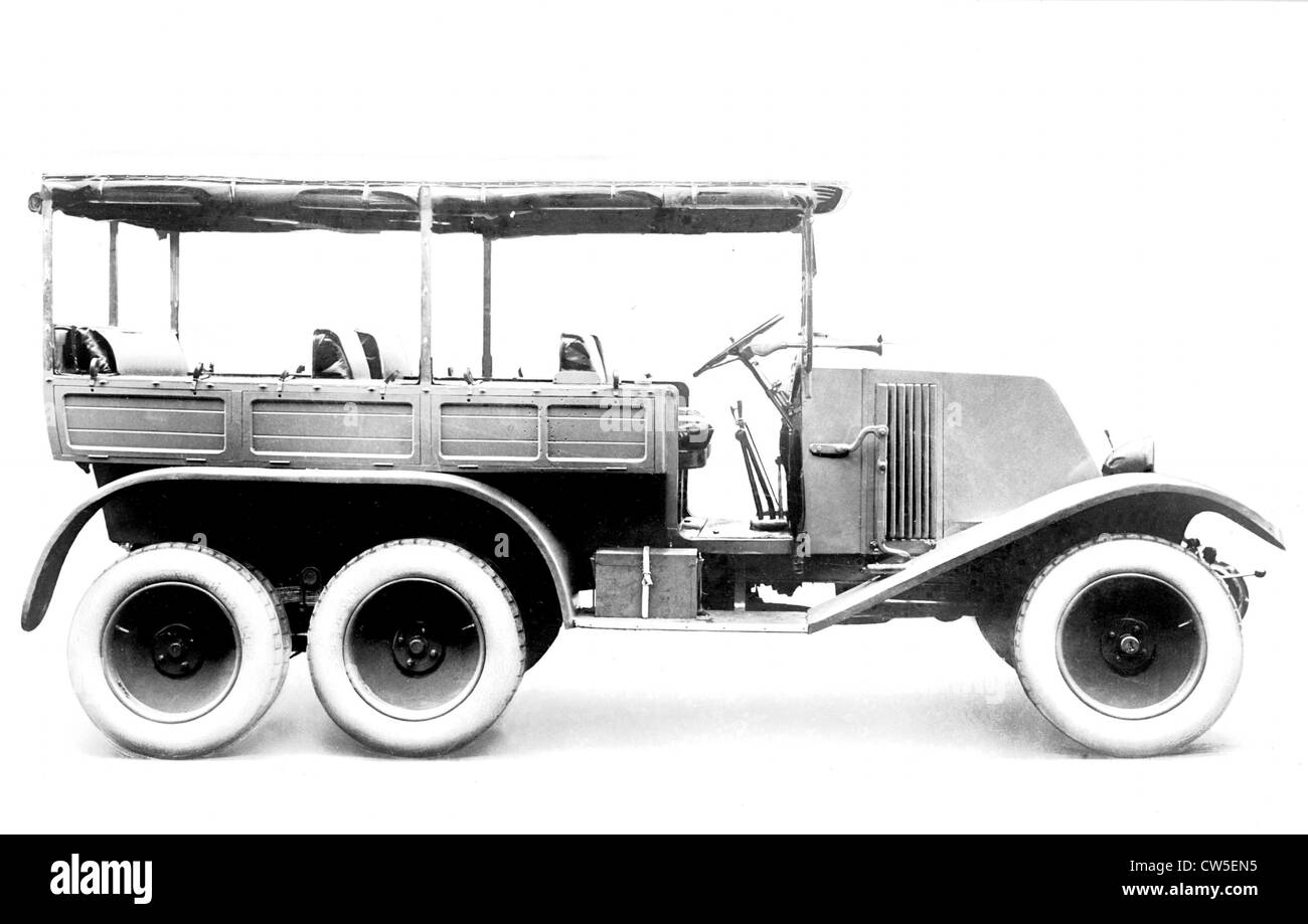 1924 10 horsepower renault hi-res stock photography and images - Alamy