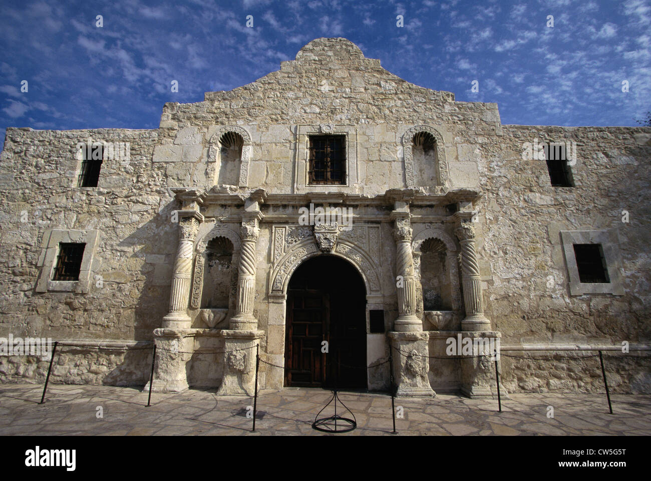 Facade of the Alamo, San Antonio, Texas, USA Stock Photo - Alamy