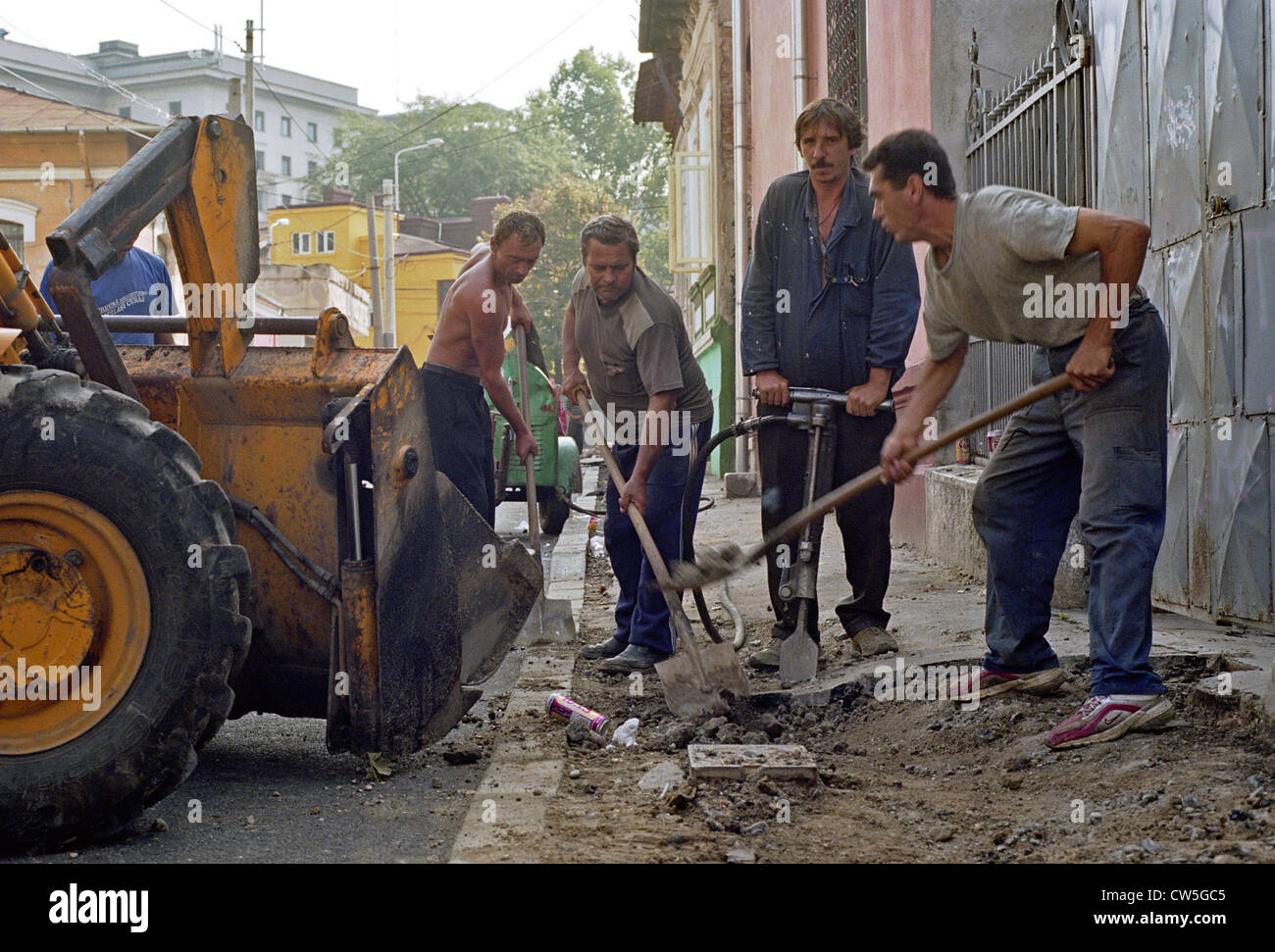 Bucharest construction workers hi-res stock photography and images - Alamy