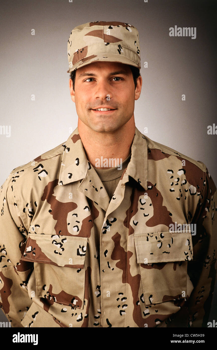 Close-up of an army soldier smiling Stock Photo - Alamy