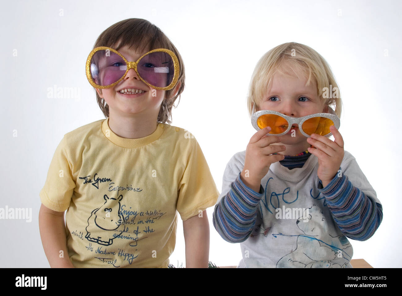 Children with sunglasses Stock Photo - Alamy
