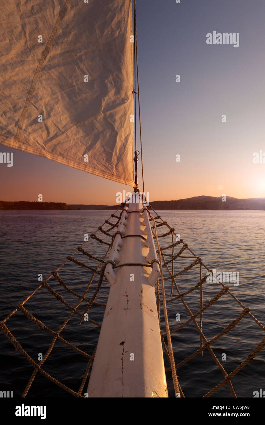 Historic schooner Adventuress Stock Photo - Alamy
