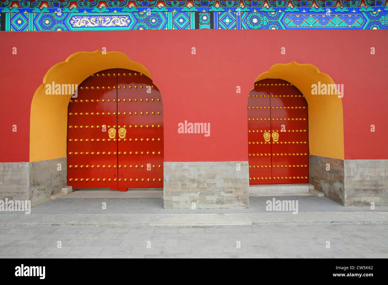 Closed door of a temple, Temple Of Heaven, Beijing, China Stock Photo ...